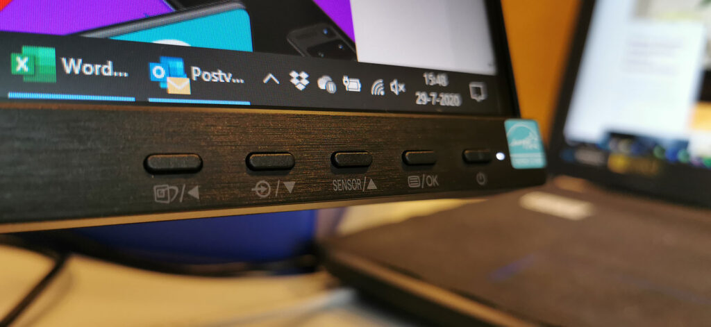 Review: Philips 243B1 Monitor met USB-C hub - GadgetGear.nl